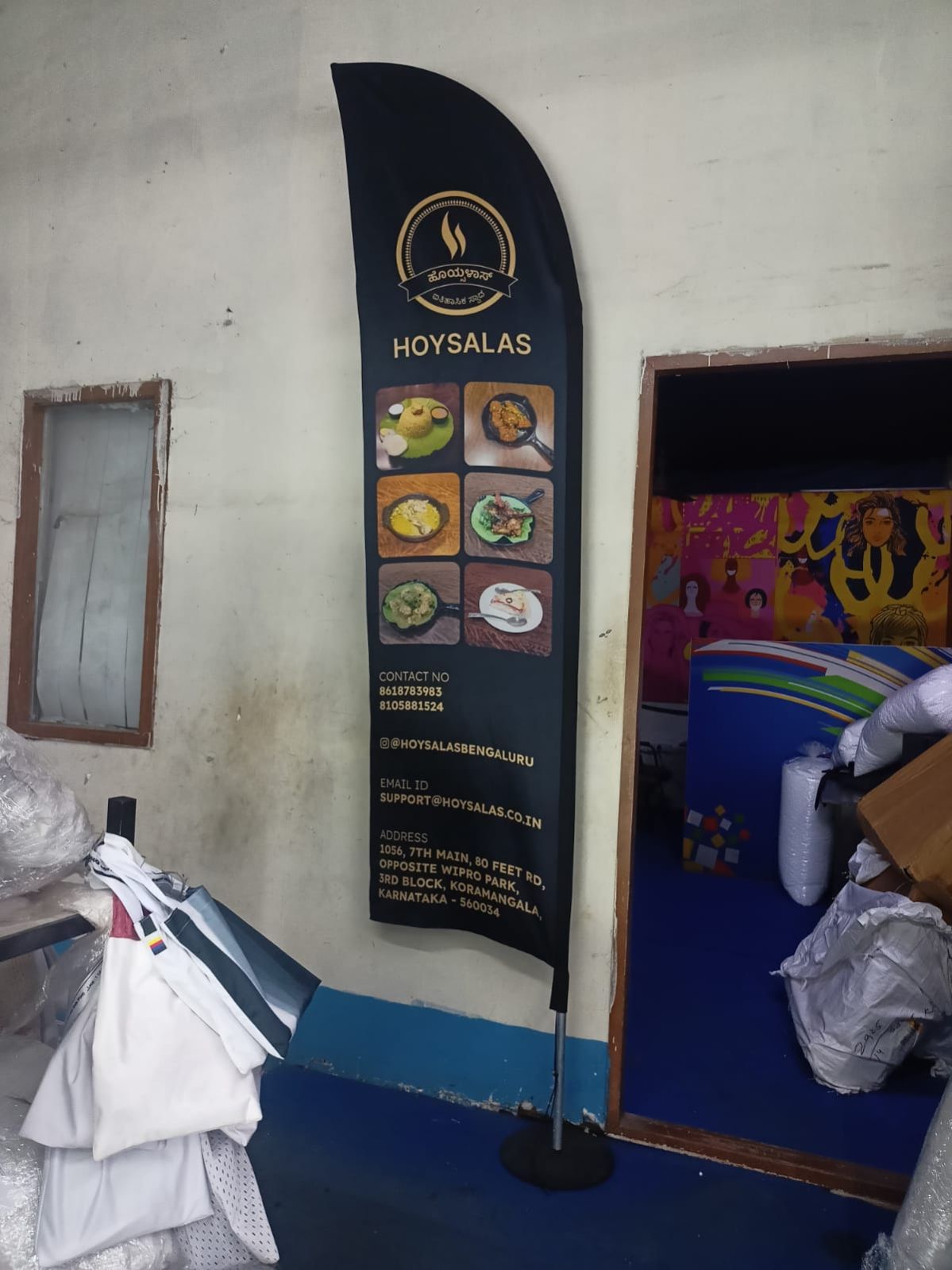 Curve Top Flag in Brand Visibility Products | Divam Udyog - Pest ...